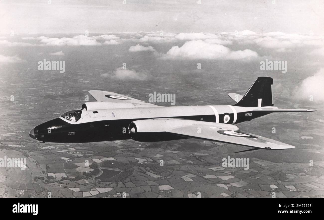 English Electric Canberra B2, WD952, was powered by two Bristol ...