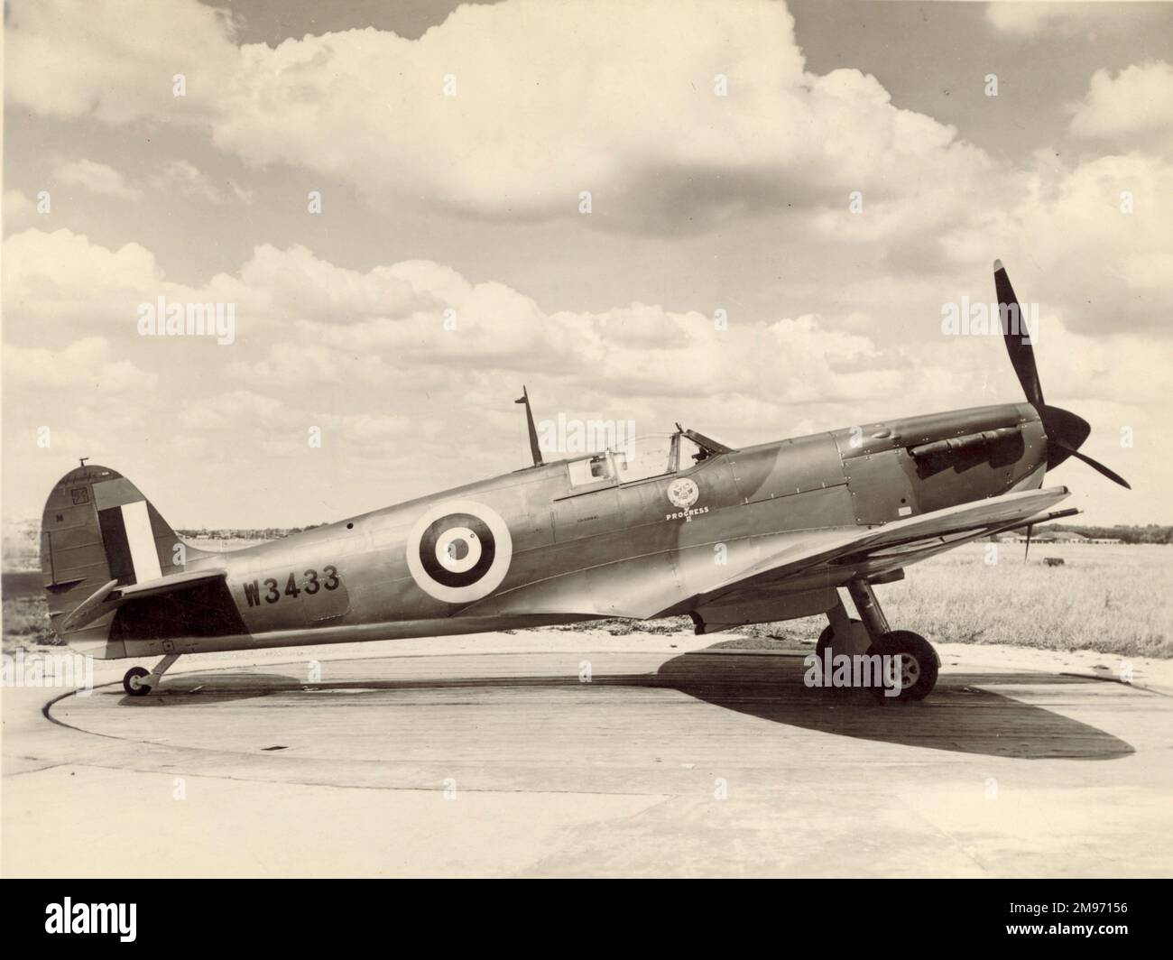 Supermarine Spitfire V, W3433 Stock Photo - Alamy