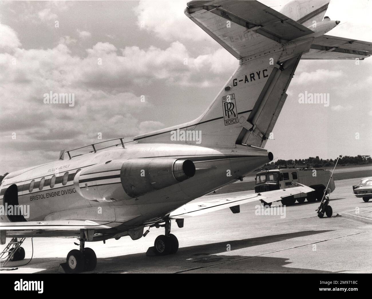 Rolls-Royce Viper 600 turbojet fitted to the Rolls-Royce flying testbed ...