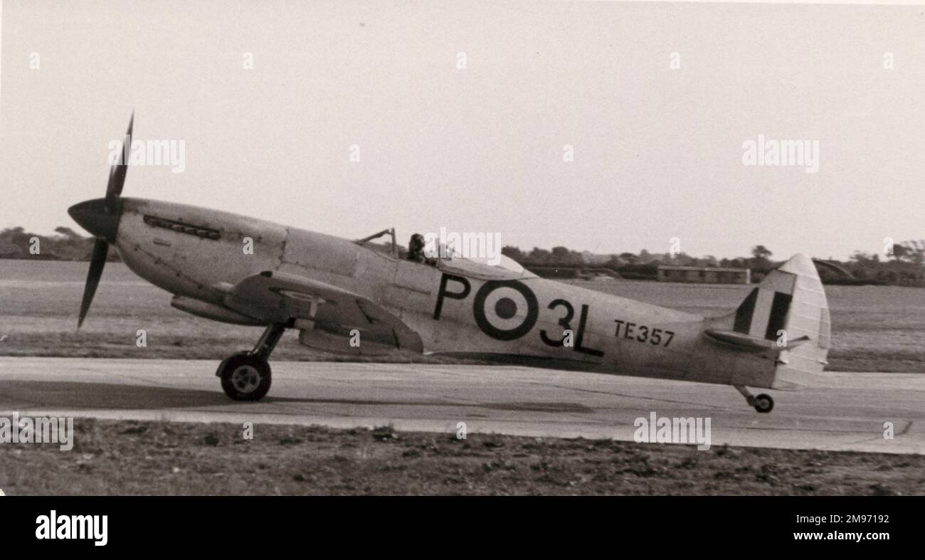 Supermarine Spitfire XVI, TE357 Stock Photo - Alamy