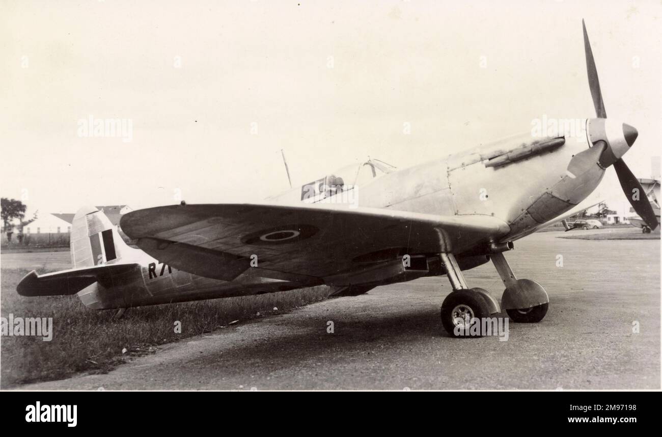 Supermarine Spitfire II Stock Photo - Alamy