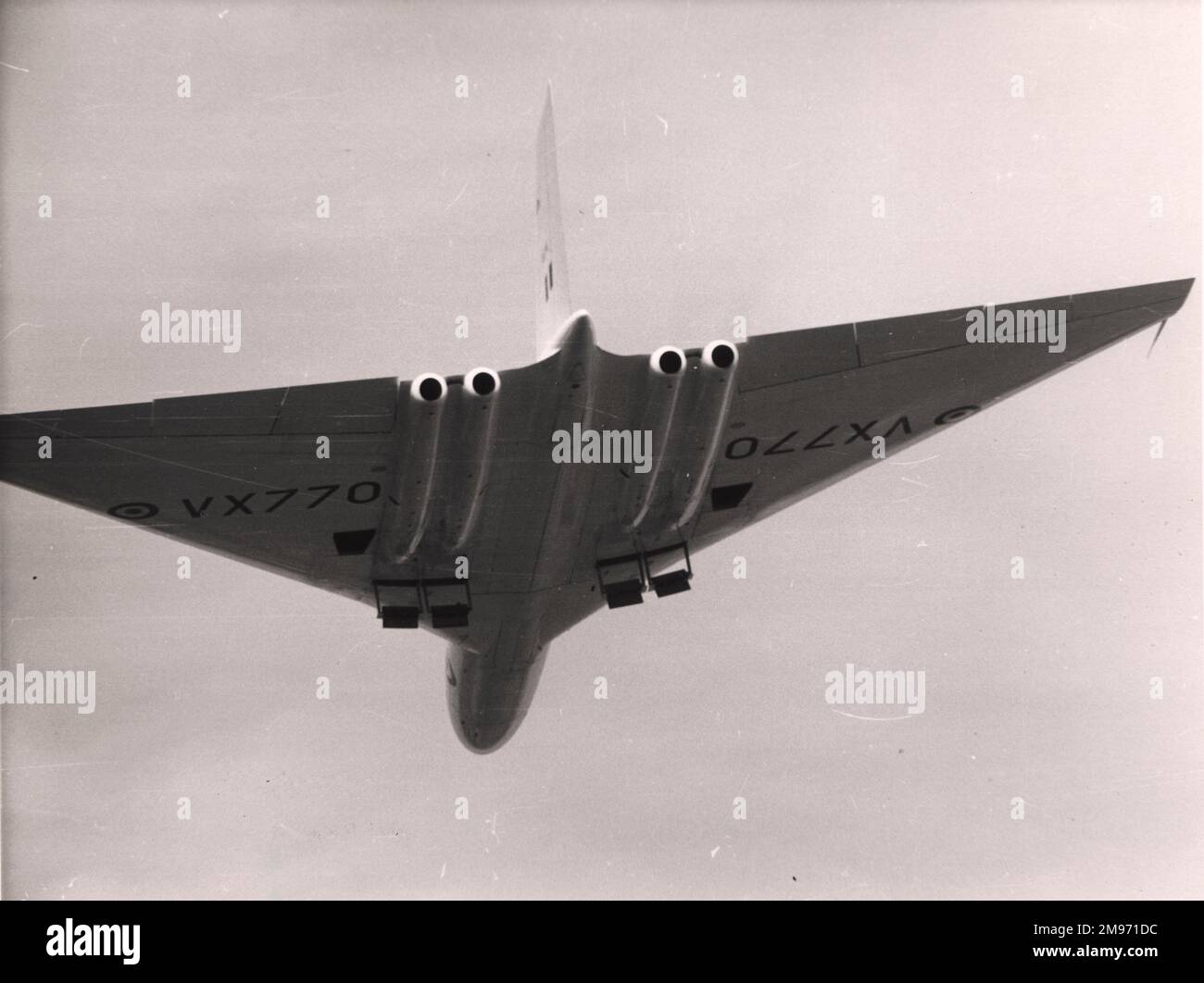 Aircraft brakes hi-res stock photography and images - Alamy