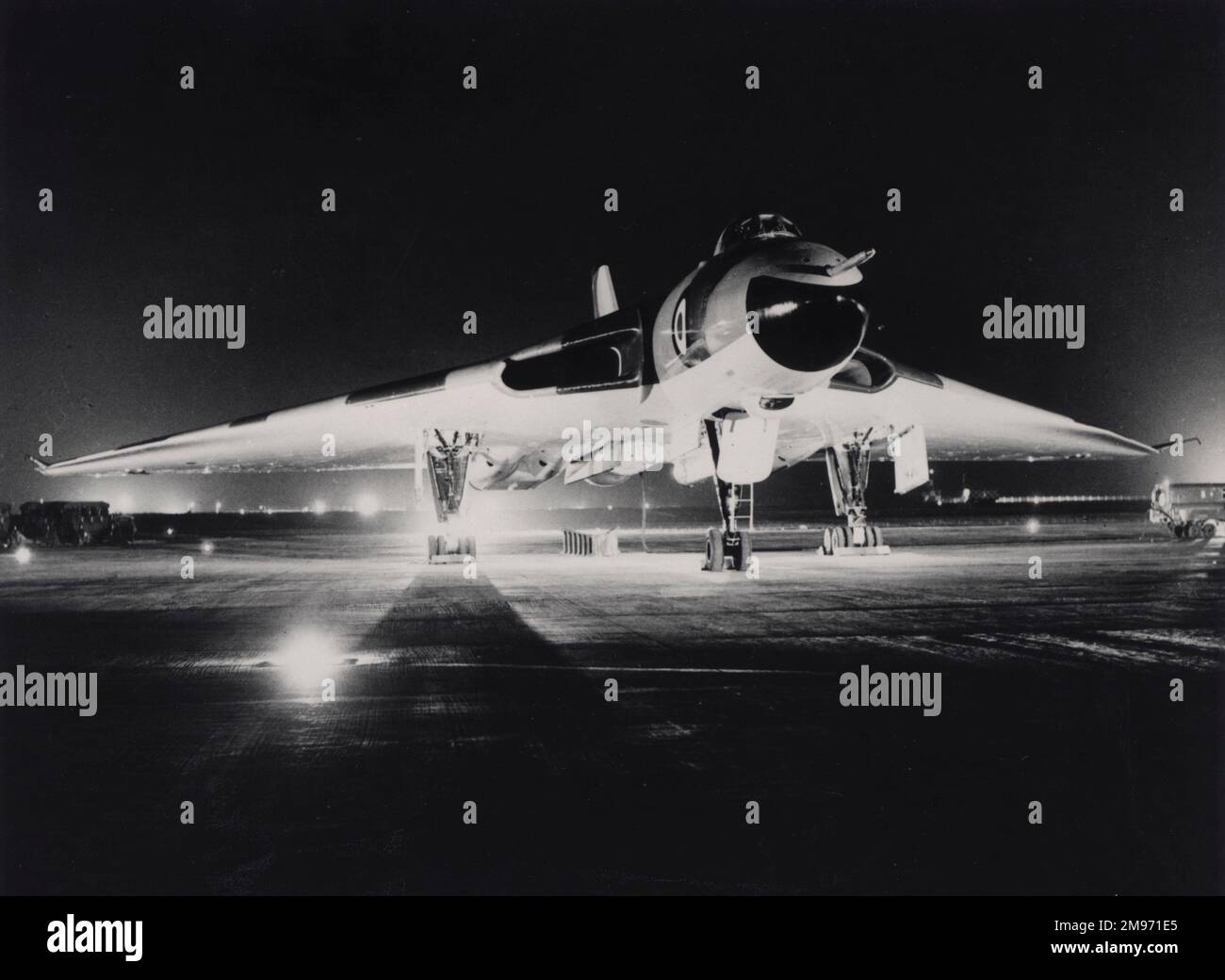 Avro Vulcan B2 at night Stock Photo - Alamy