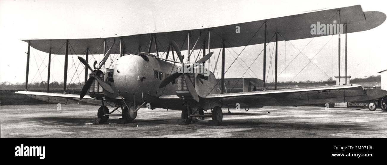 Vickers Vernon ambulance, J6855 Stock Photo - Alamy