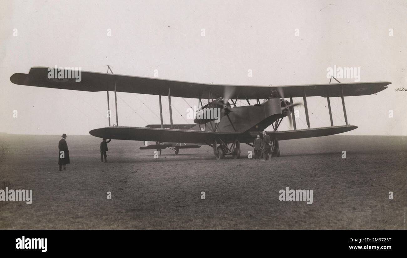 The first Handley Page O/100, B9446, to be powered by Sunbeam Cossack engines at Cricklewood in ...