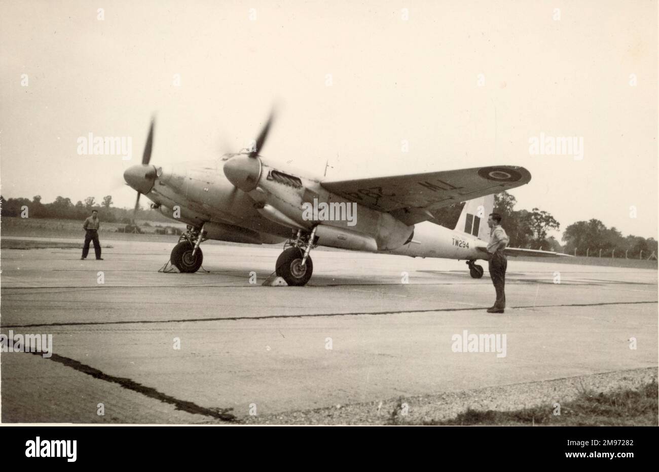 de Havilland Mosquito TR33, TW294 Stock Photo - Alamy