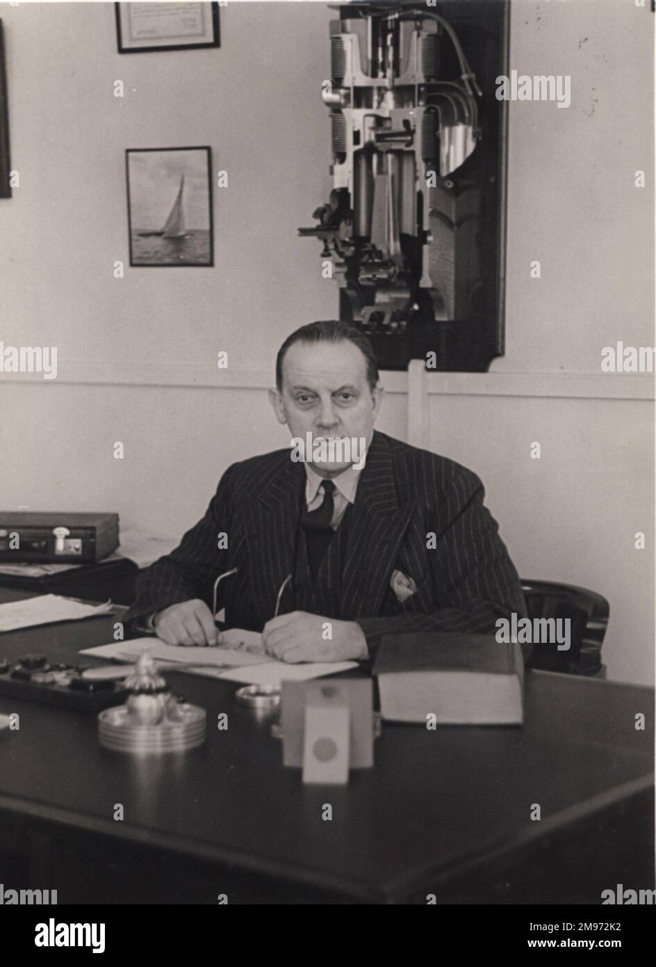Sir Roy Fedden in his office Stock Photo - Alamy