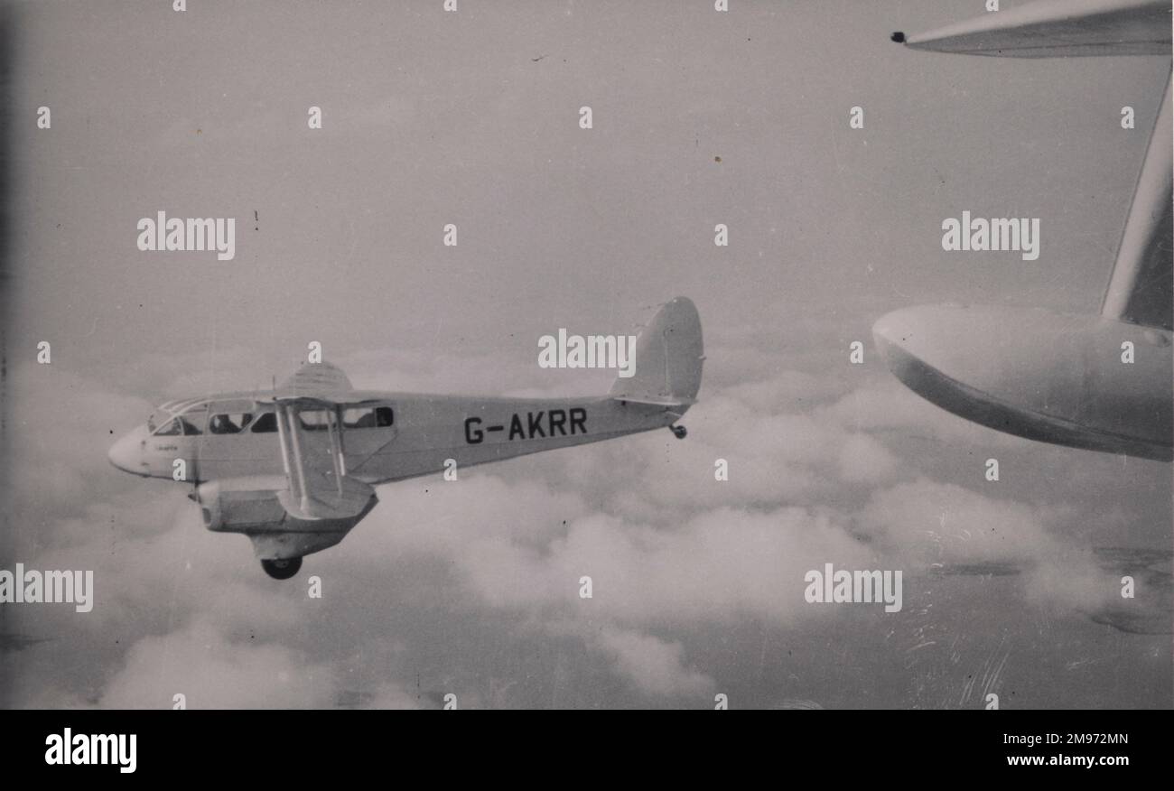 de Havilland DH89B Dragon Rapide, G-AKRR, photographed from a Short ...