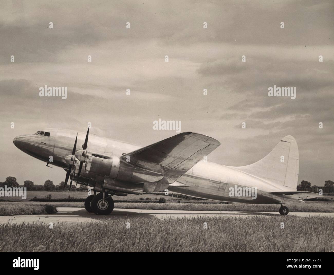 Avro Tudor 1 first prototype, G-AGPF Stock Photo - Alamy