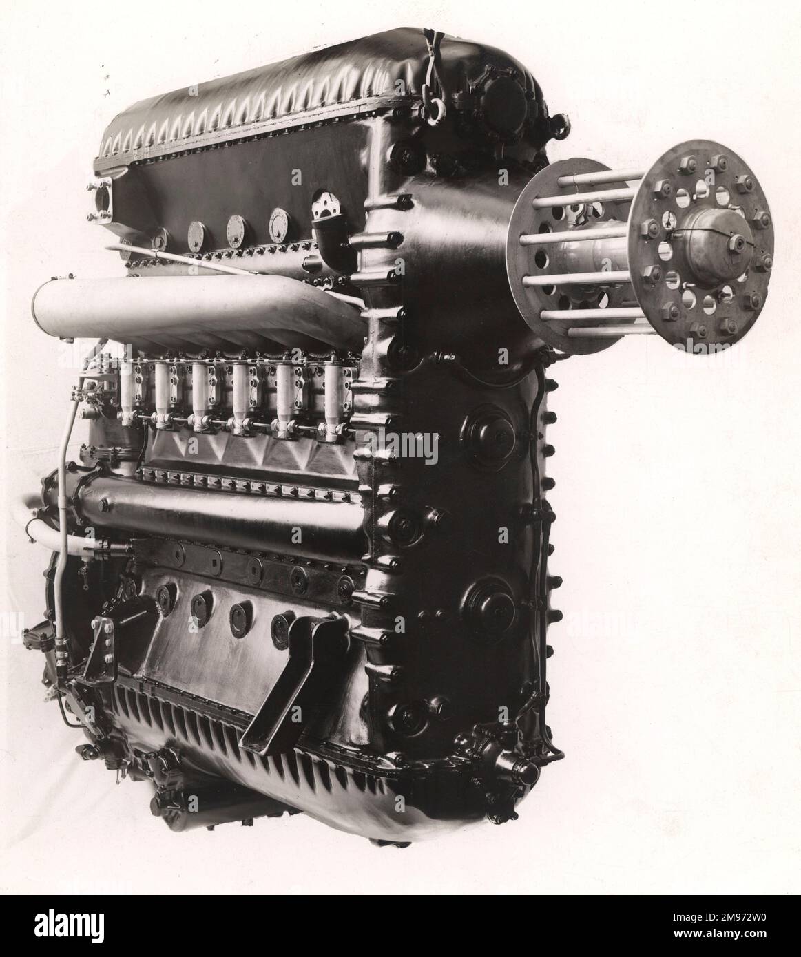 Napier Culverin six-cylinder diesel, a Junkers Jumo 204 built under ...