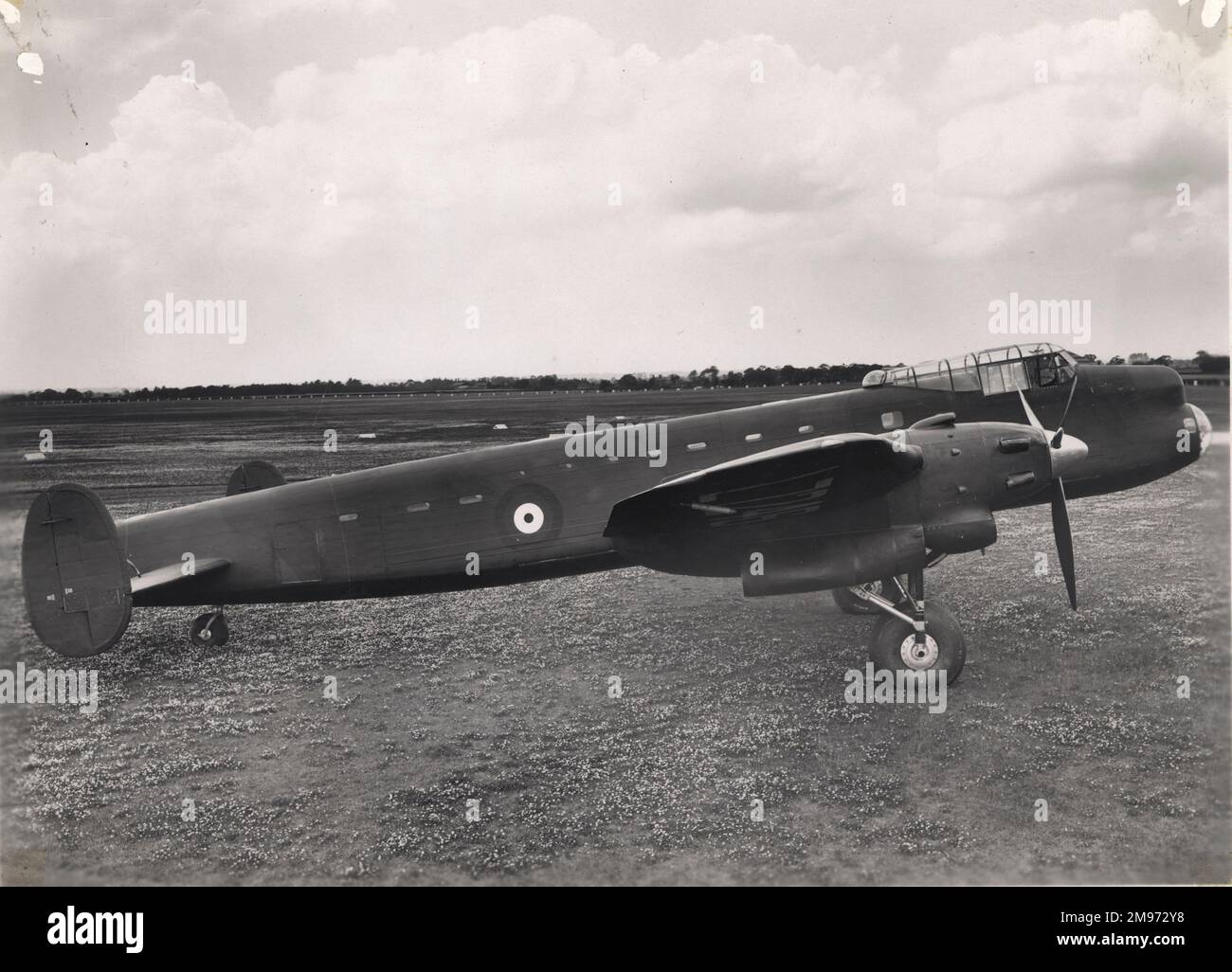 Avro manchester hi-res stock photography and images - Alamy
