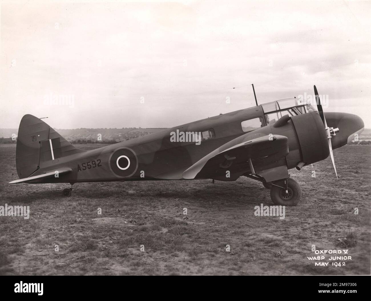 Airspeed oxford aircraft hi-res stock photography and images - Alamy