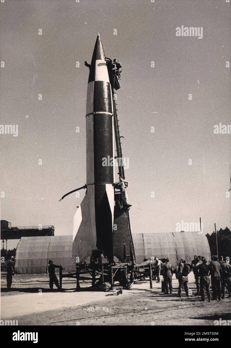 Vertical firing position hi-res stock photography and images - Alamy