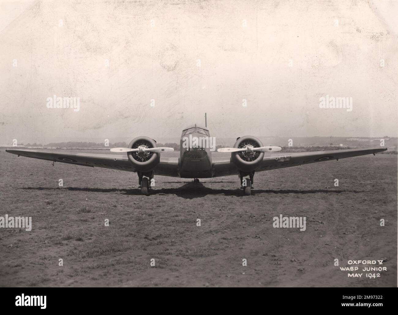 Airspeed oxford aircraft hi-res stock photography and images - Alamy