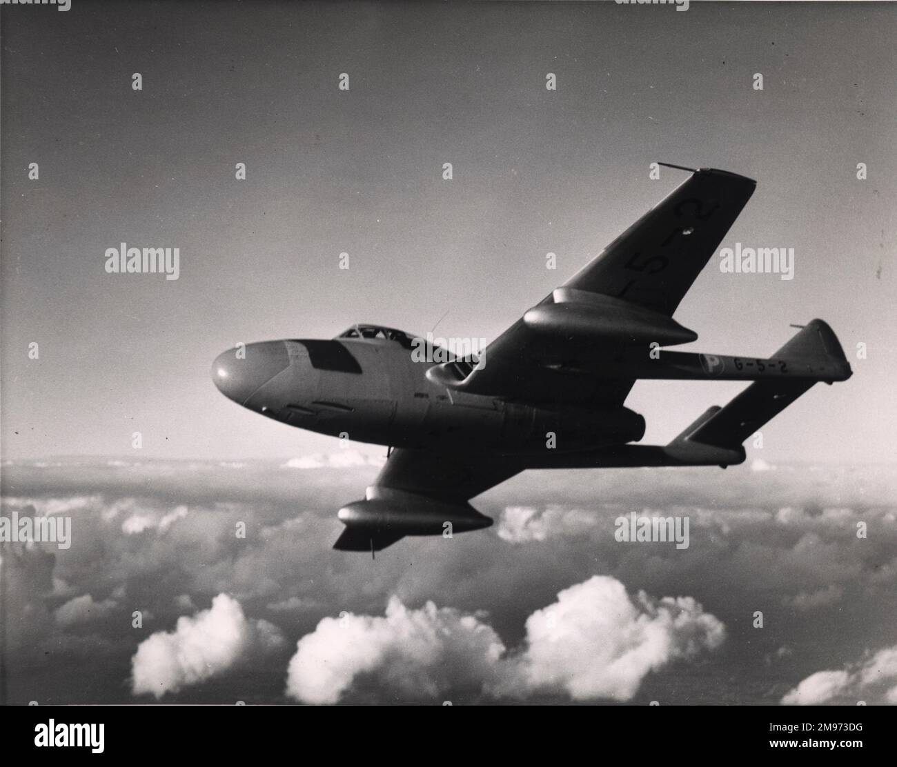 The prototype de Havilland DH113 Vampire night fighter, G-5-2 Stock ...