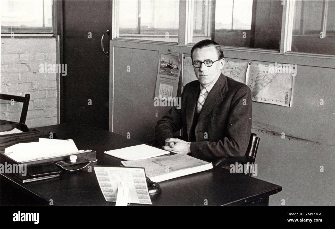 Frederick Page in his office in 1945 Stock Photo - Alamy