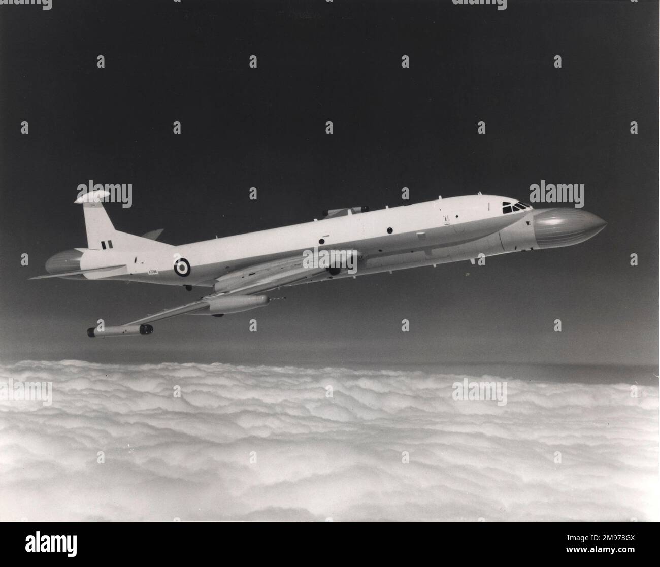 British aerospace nimrod aew3 hi-res stock photography and images - Alamy