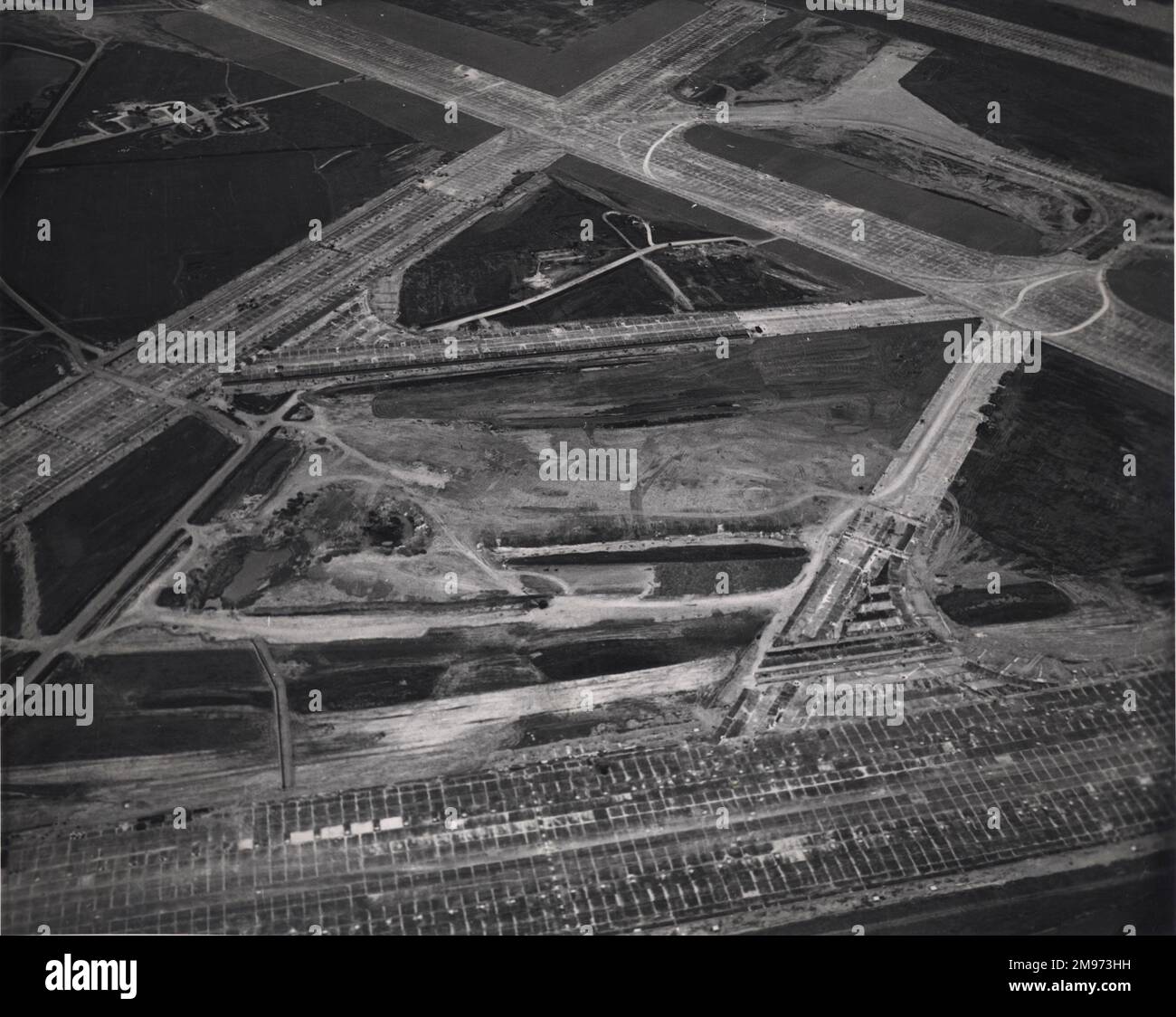 Heathrow airport birds eye view hi-res stock photography and images - Alamy