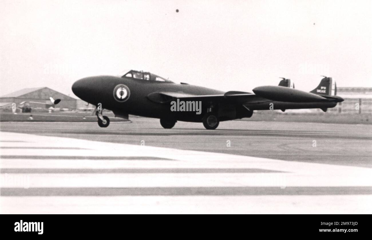French de Havilland Sea Venom Stock Photo - Alamy