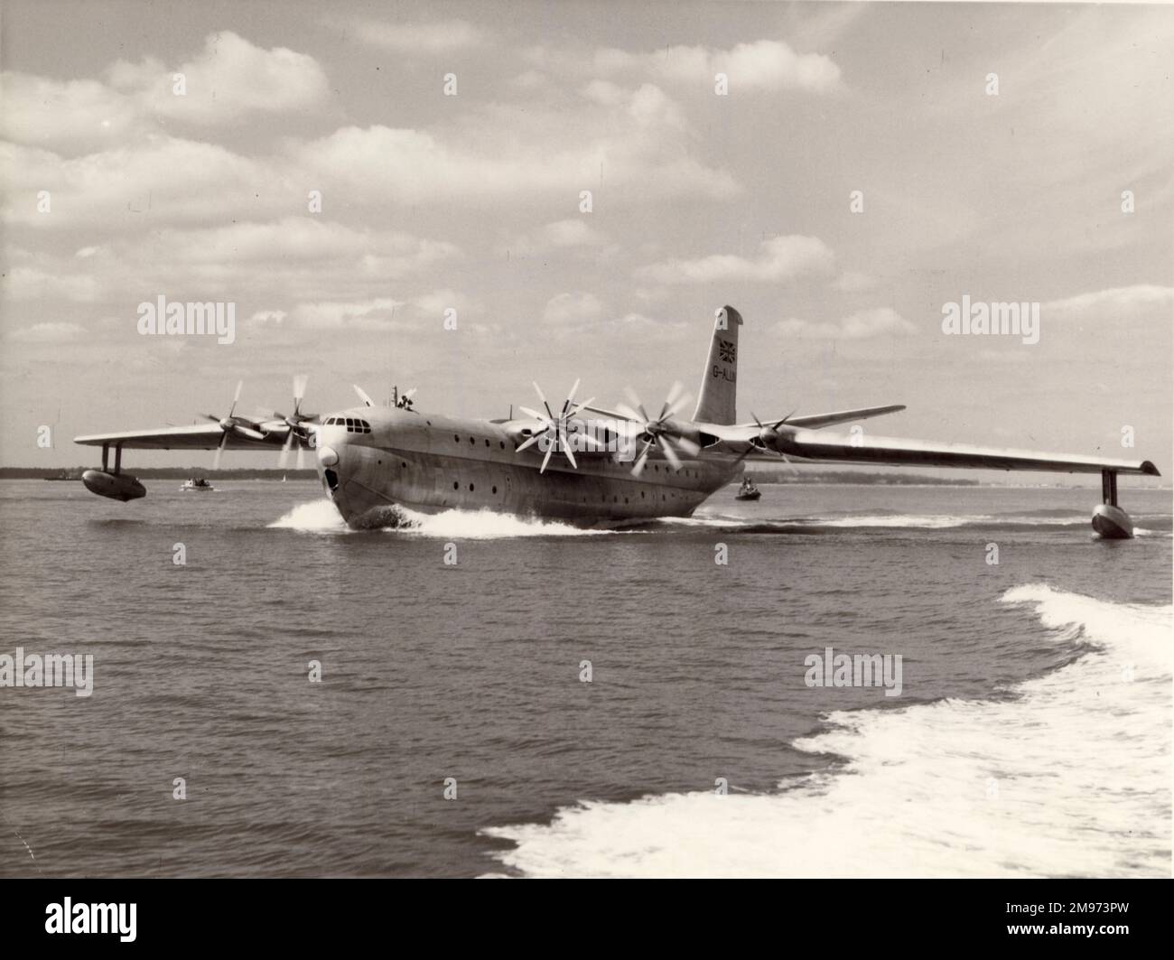 Saunders-Roe SR45 Princess, G-ALUN, off Cowes during early trials ...