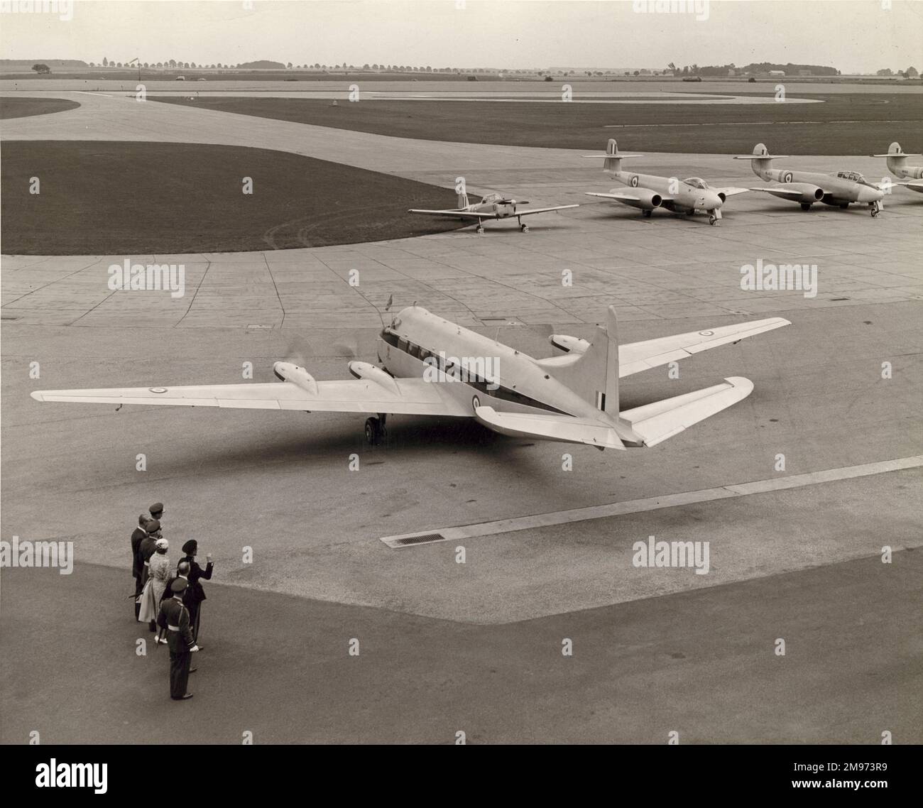 de Havilland DH114 Heron of the Queens Flight Stock Photo - Alamy