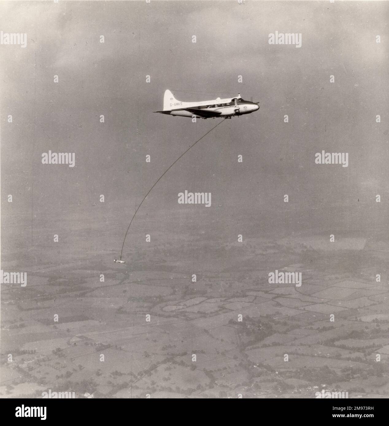 Is it a bird is it a plane hi-res stock photography and images - Alamy