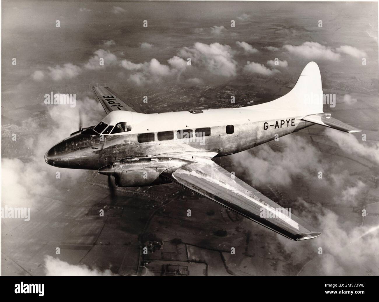 The prototype de Havilland DH104 Dove 8, G-APYE Stock Photo - Alamy