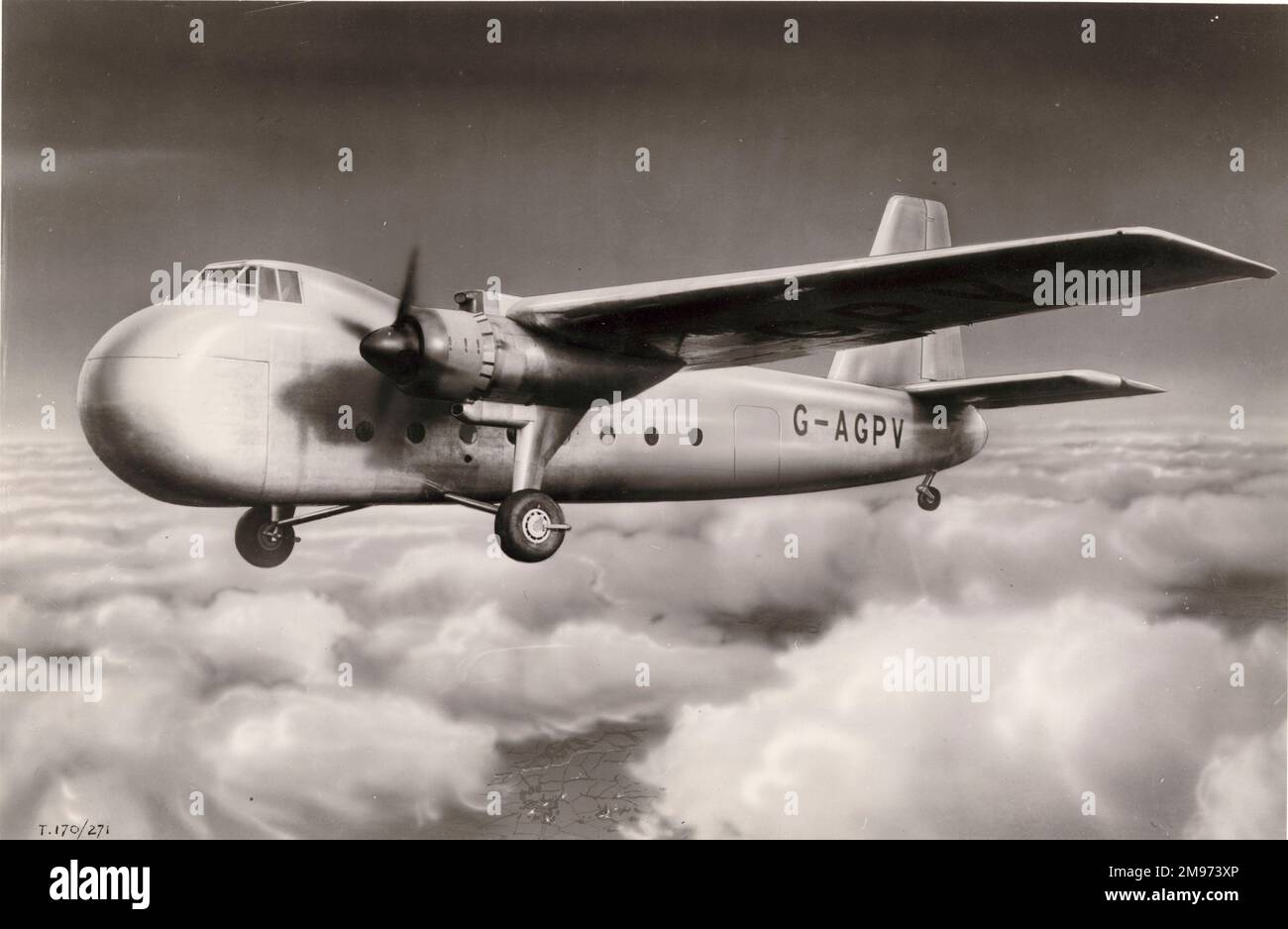 Freighter wayfarer hi-res stock photography and images - Alamy