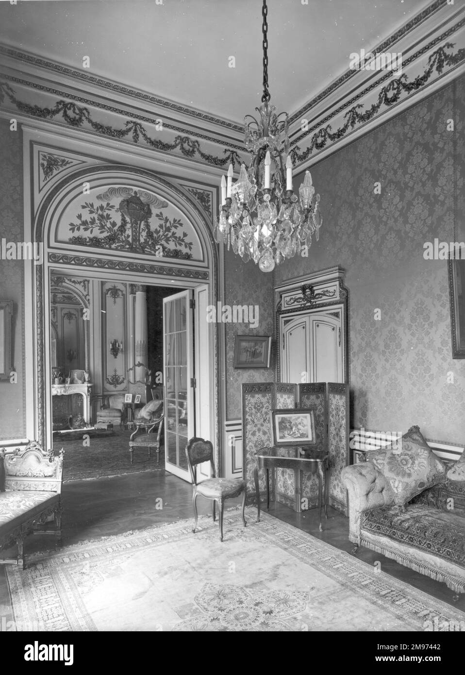 Leonard Albu’s 1909 boudoir looking into the drawing room at 4 Hamilton ...