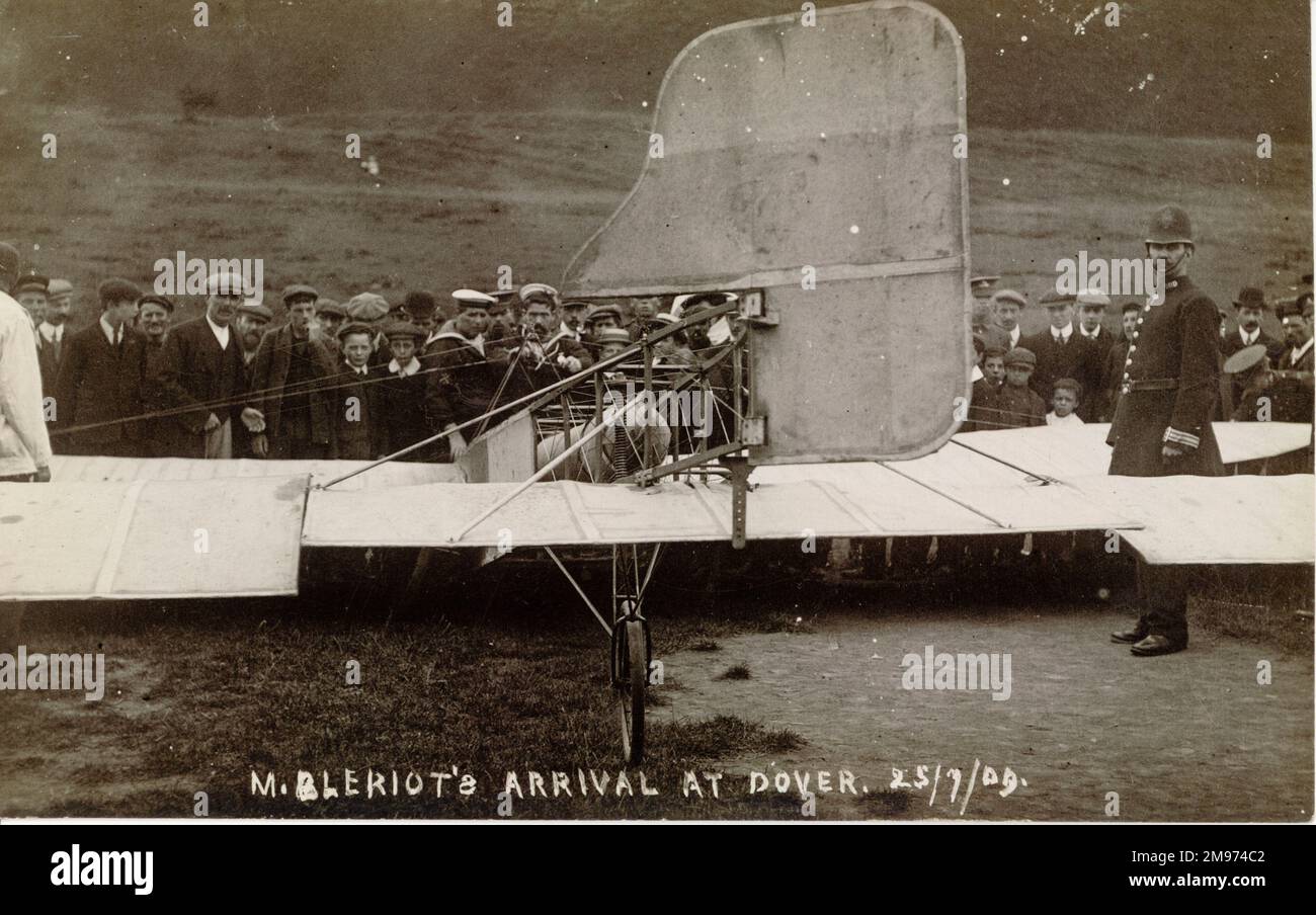 Louis Blériot’s arrival at Dover, 25 July 1909 Stock Photo - Alamy