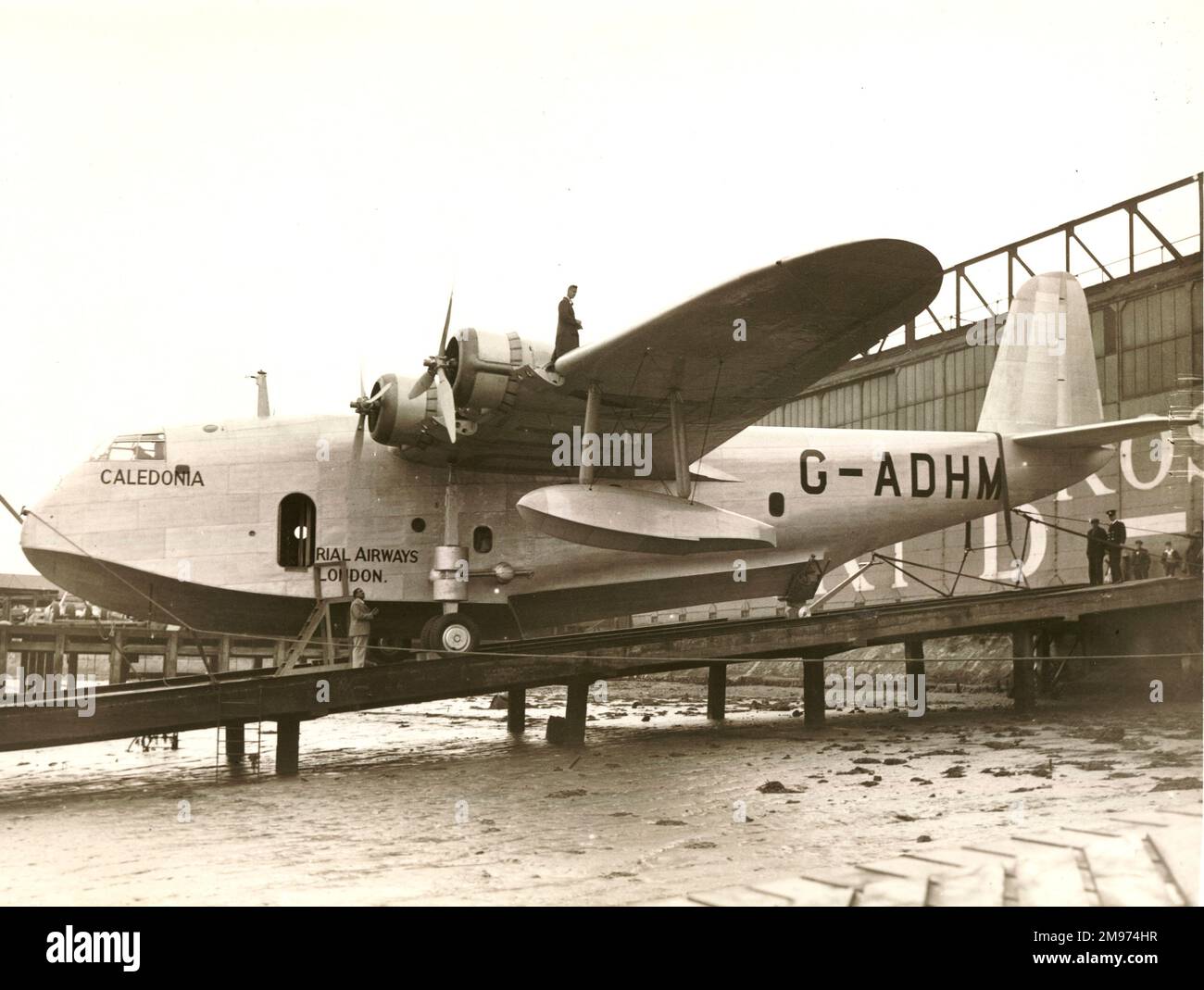 Short S23 Empire Flying Boat, G-ADHM, Caledonia, at Rochester prior to ...