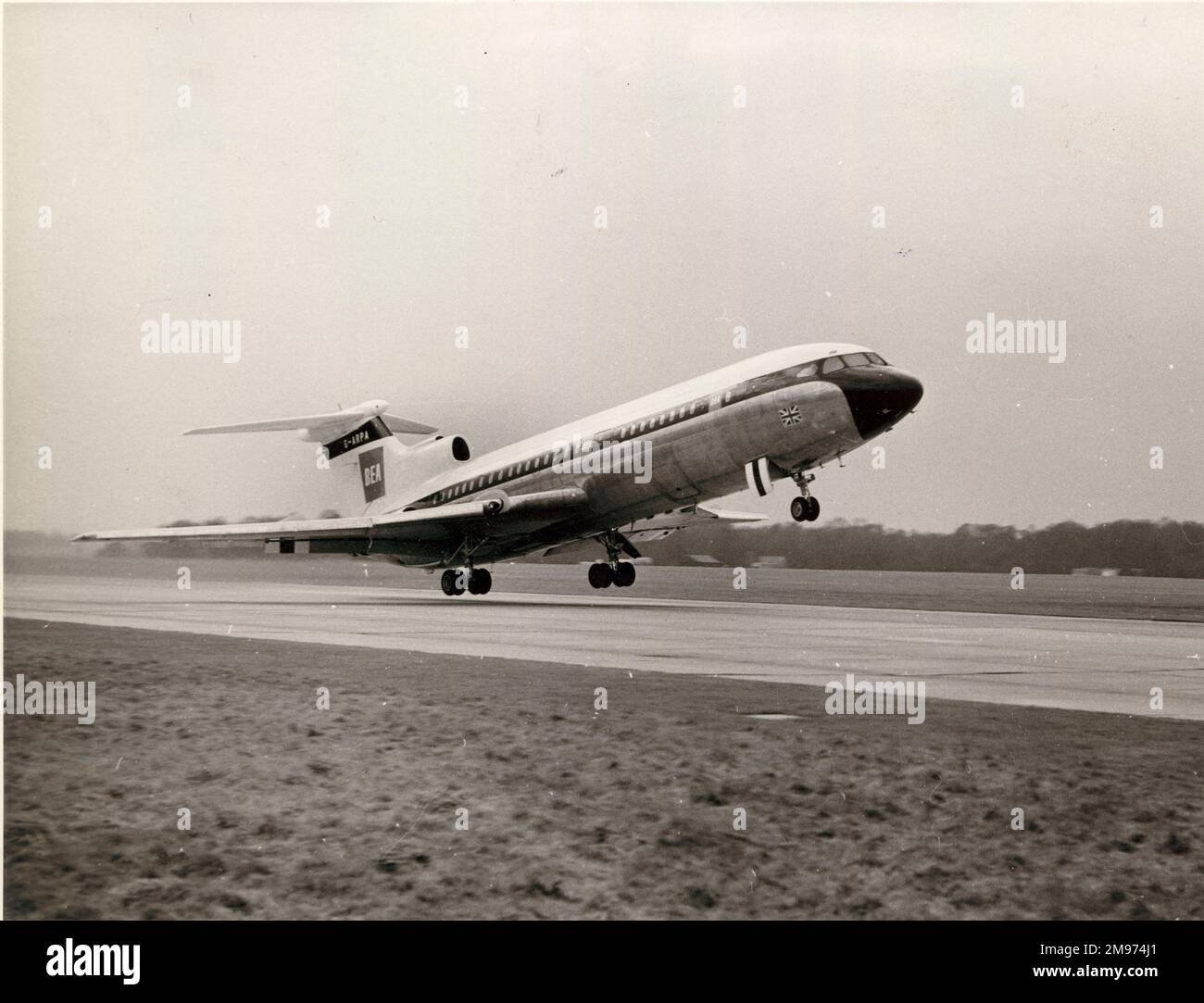 The first de Havilland/Hawker Siddeley DH/HS121 Trident 1C, G-ARPA, in ...