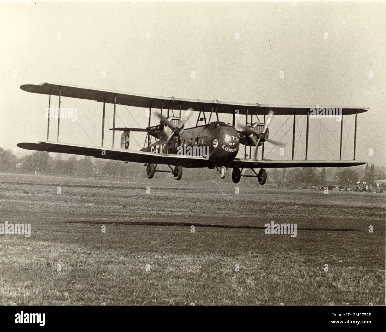 Vickers Vimy Commercial, G-EASI, City of London, of Instone Air Line Stock Photo - Alamy