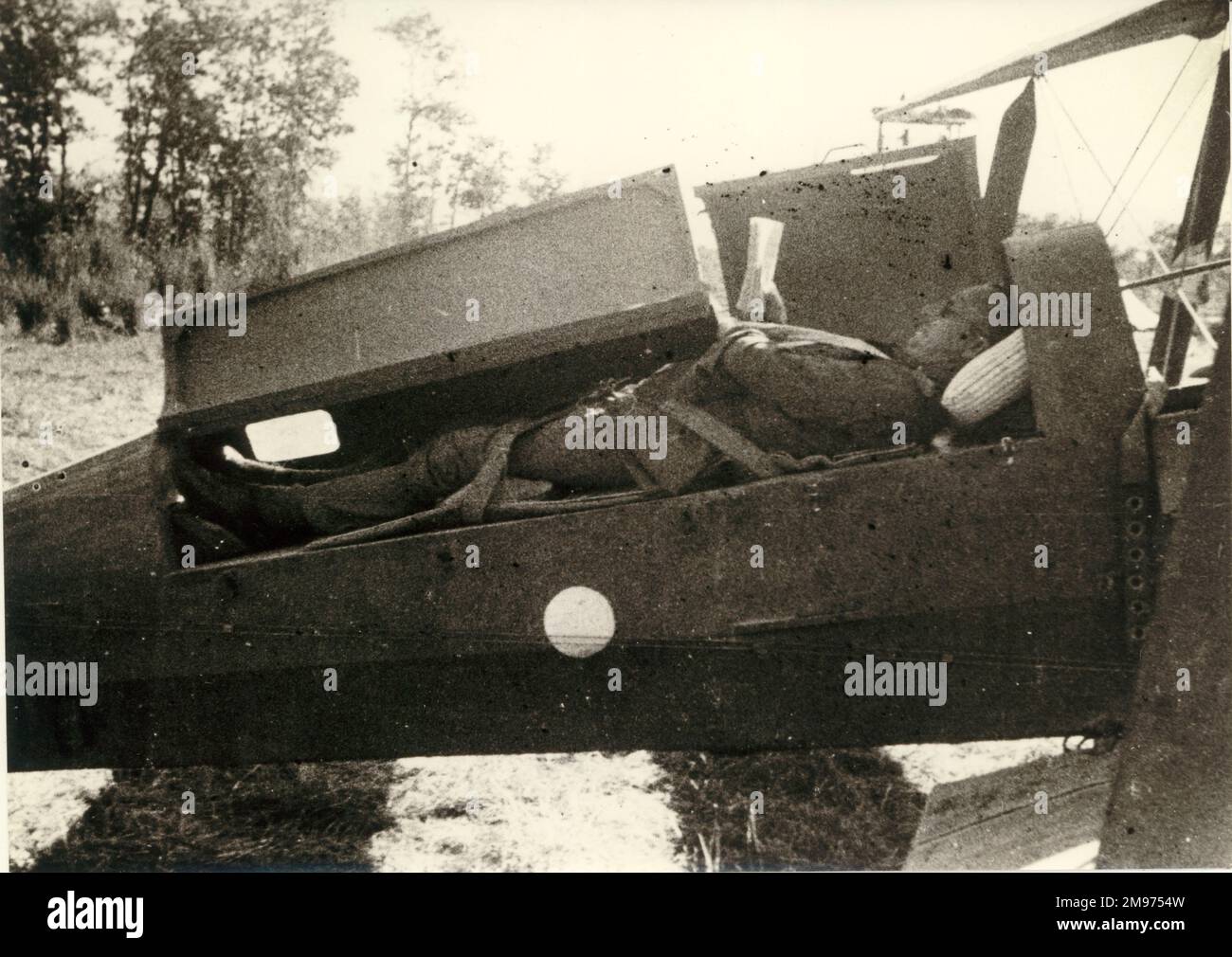 De havilland dh82a tiger moth aircraft hi-res stock photography and ...