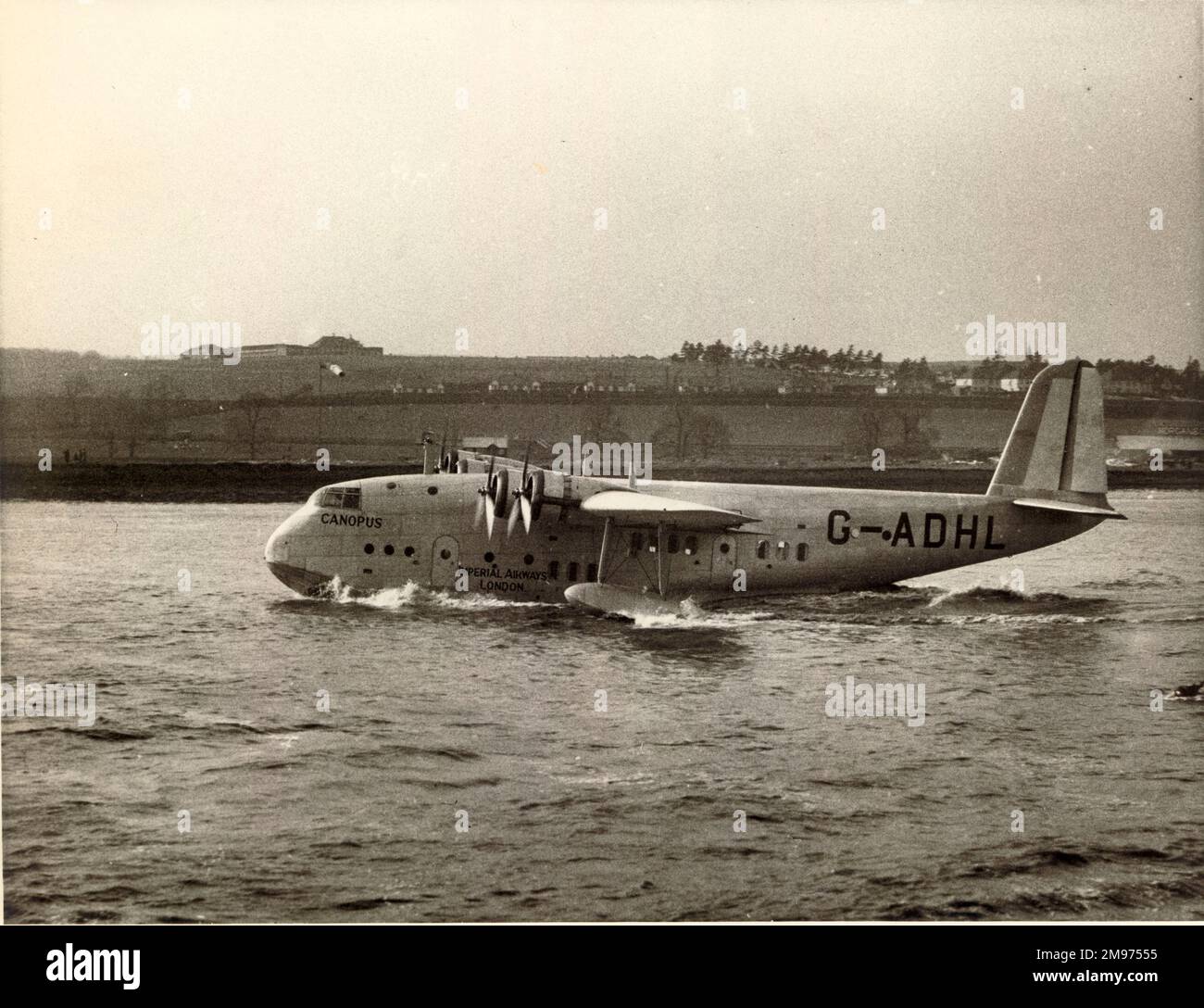 Short empire flying boat transport hi-res stock photography and images ...