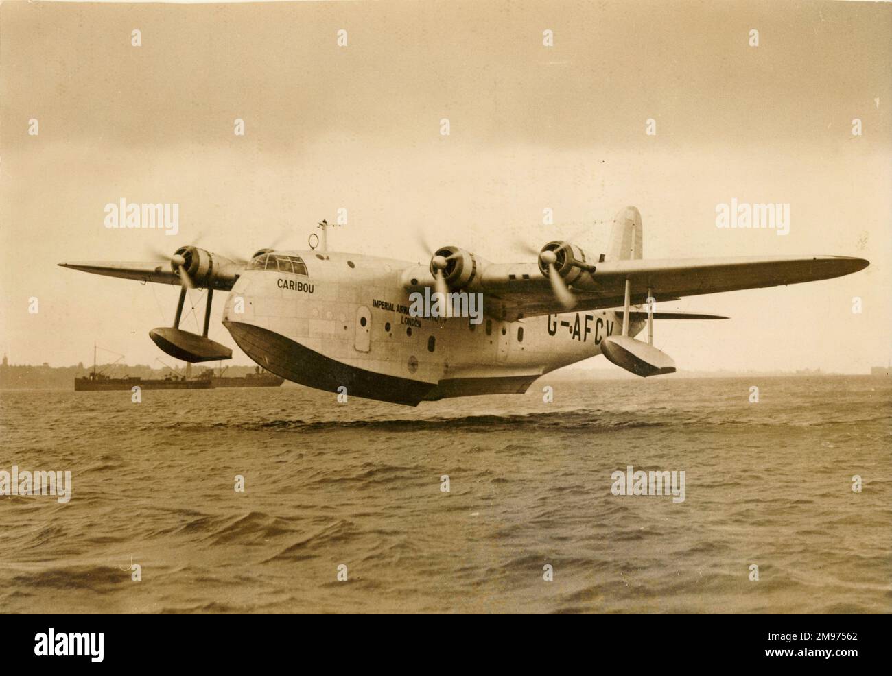 Short S30 Empire Flying Boat, G-AFCV, Caribou Stock Photo - Alamy