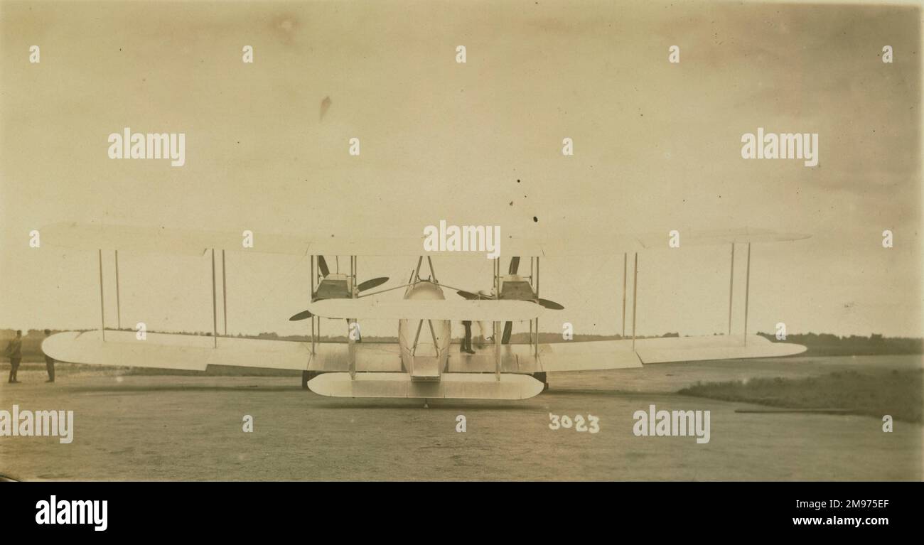 Vickers vimy hi-res stock photography and images - Alamy
