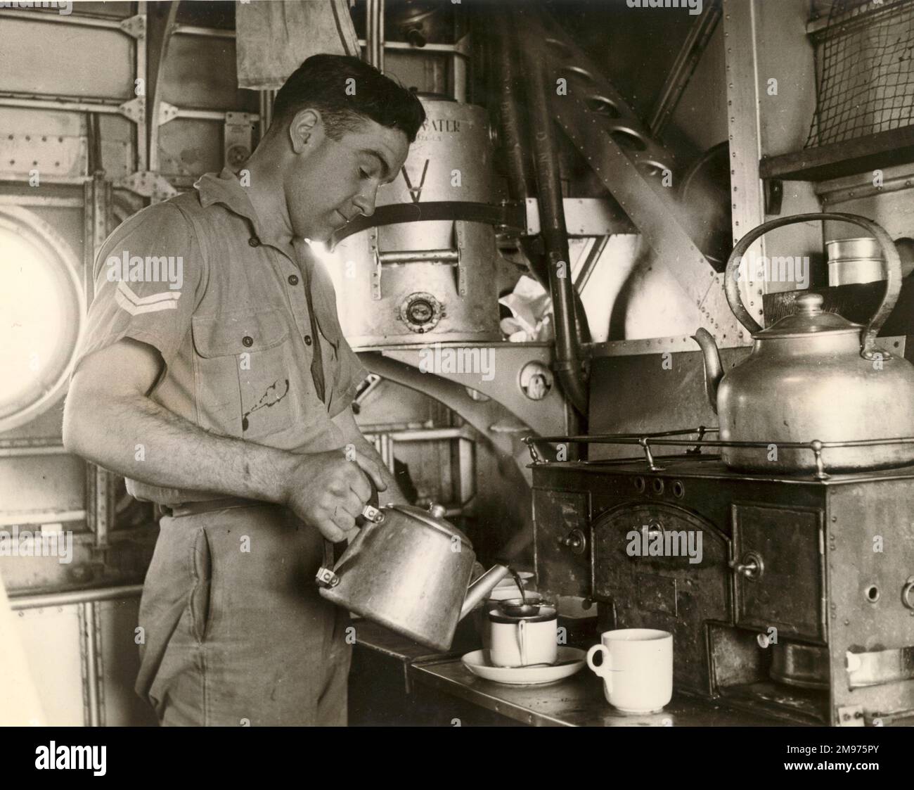 Aircraft galley hi-res stock photography and images - Alamy