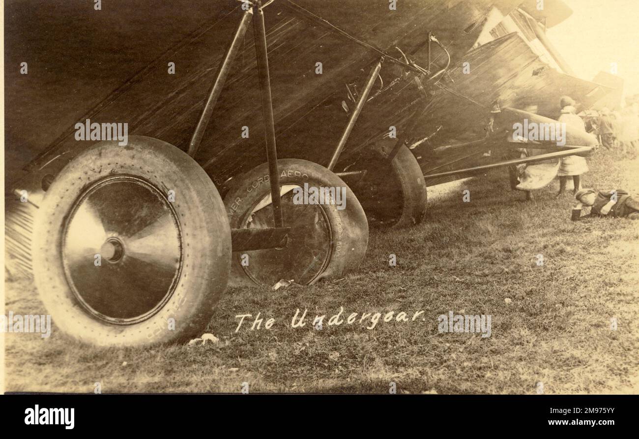 Handley Page V/1500, F7140, Atlantic, after the crash at Parrsboro’, NS ...