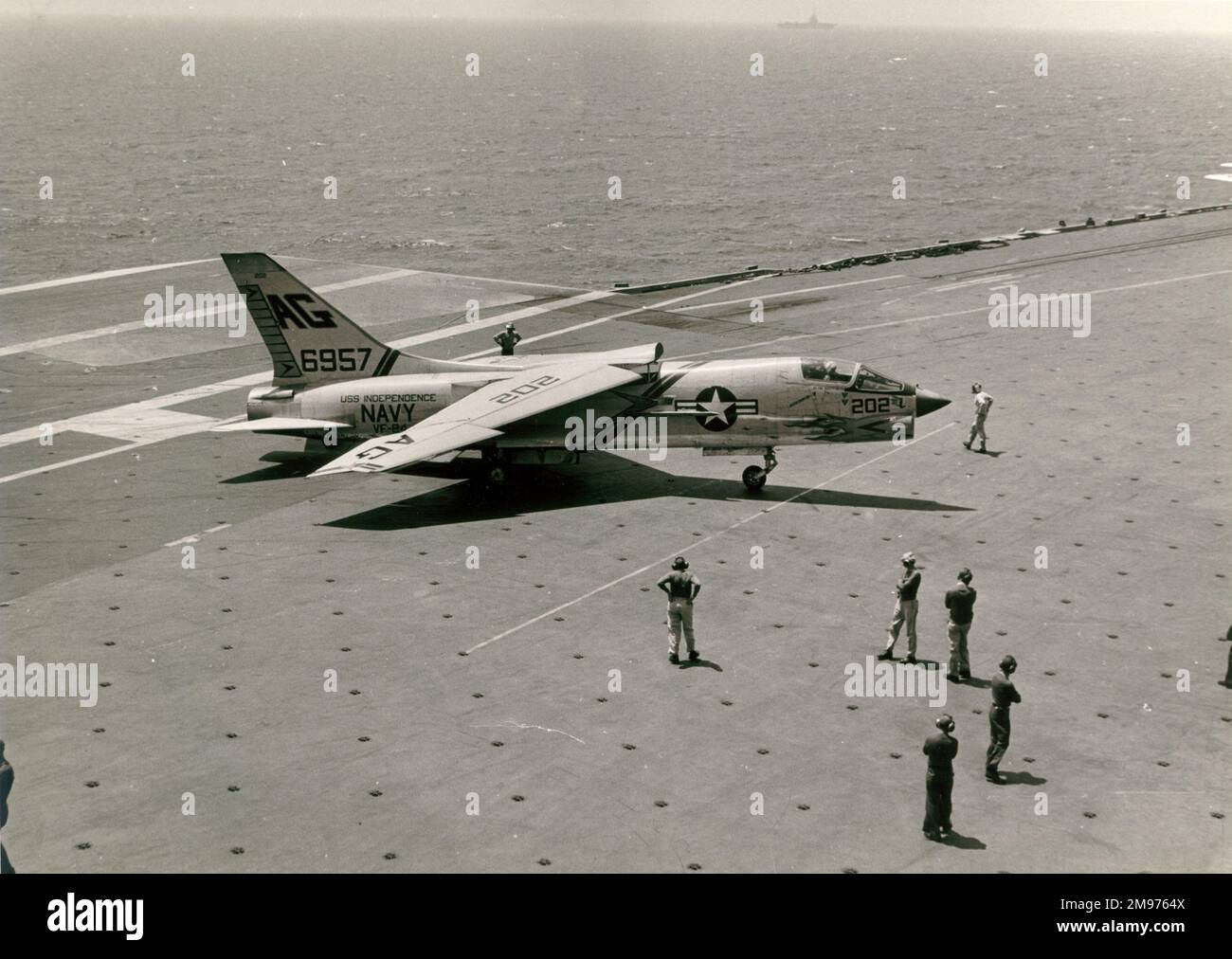 Vought F-8C Crusader, 6957, manoeuvres aboard the USS Independence ...