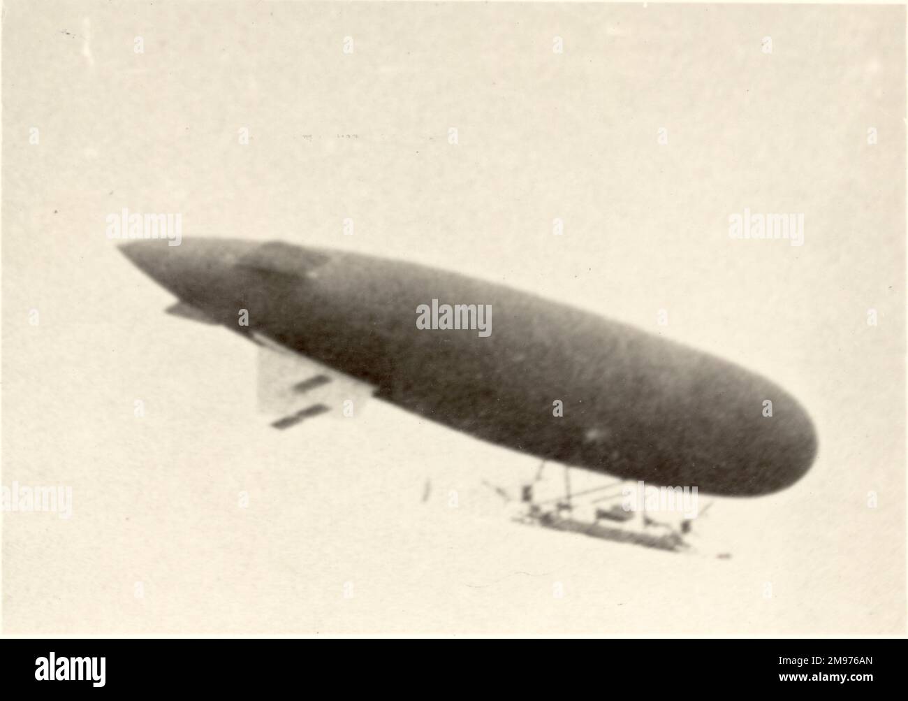 Zodiac Commandant Coutelle airship Stock Photo - Alamy