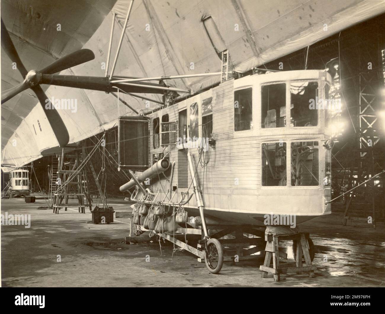 The forward car of Airship R9 Stock Photo - Alamy