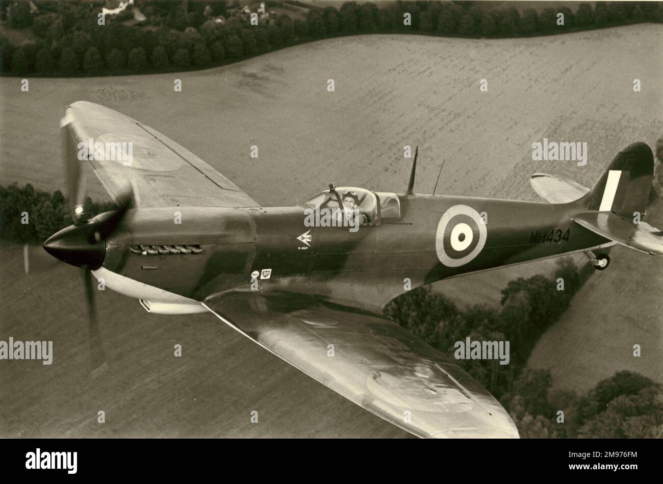 Ray hanna spitfire hi-res stock photography and images - Alamy