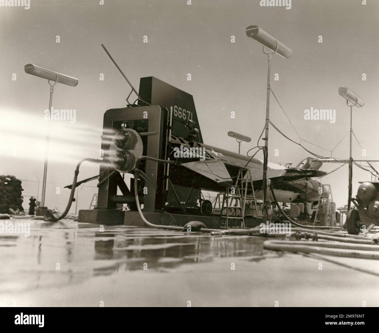 North american x 15 test plane hi-res stock photography and images - Alamy