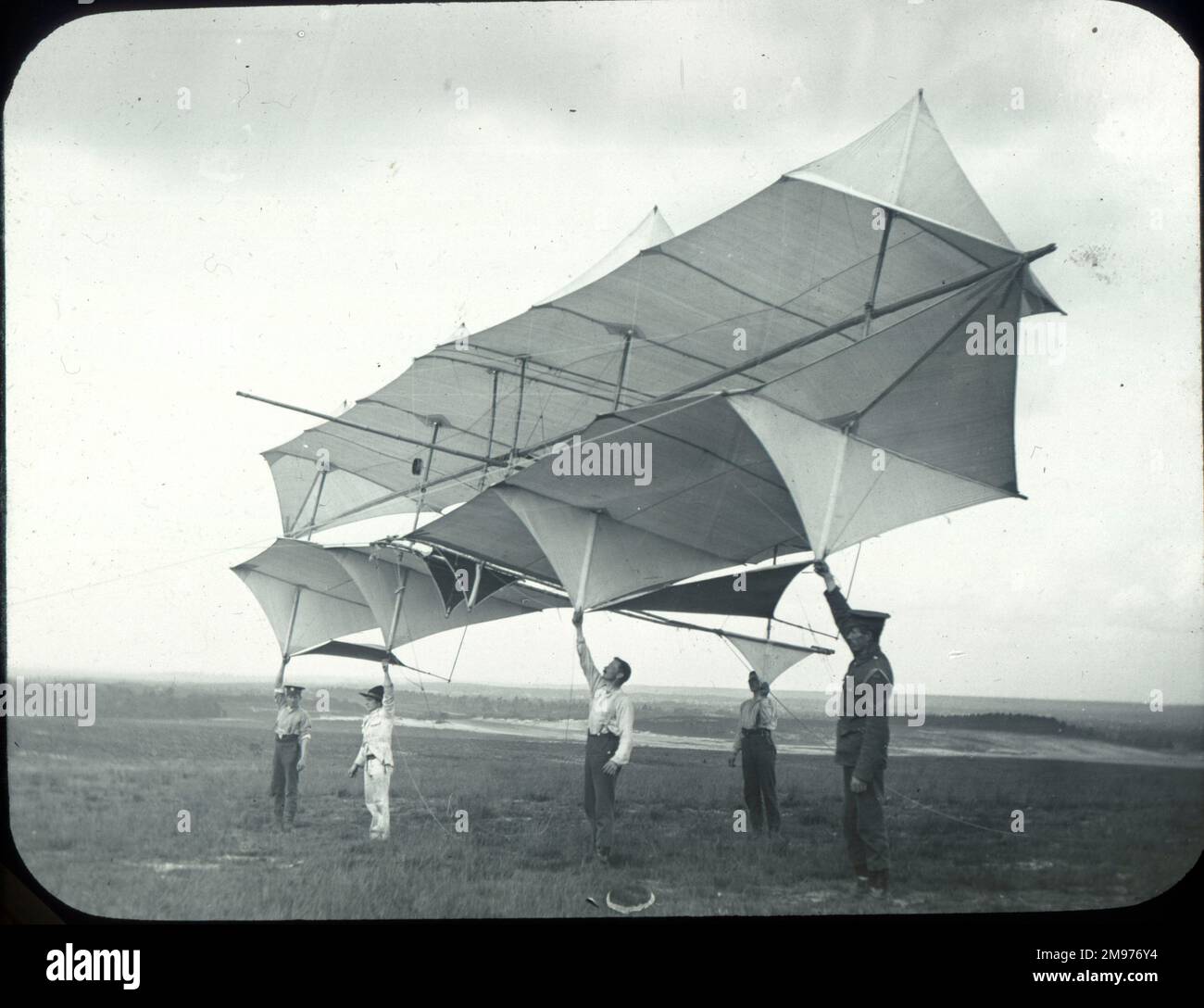 Baden-Powell man-lifting kite Stock Photo - Alamy