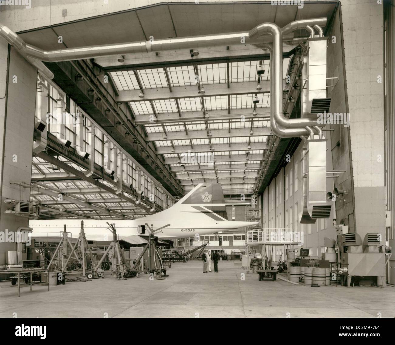 The Concorde Hangar at Heathrow Airport Stock Photo - Alamy