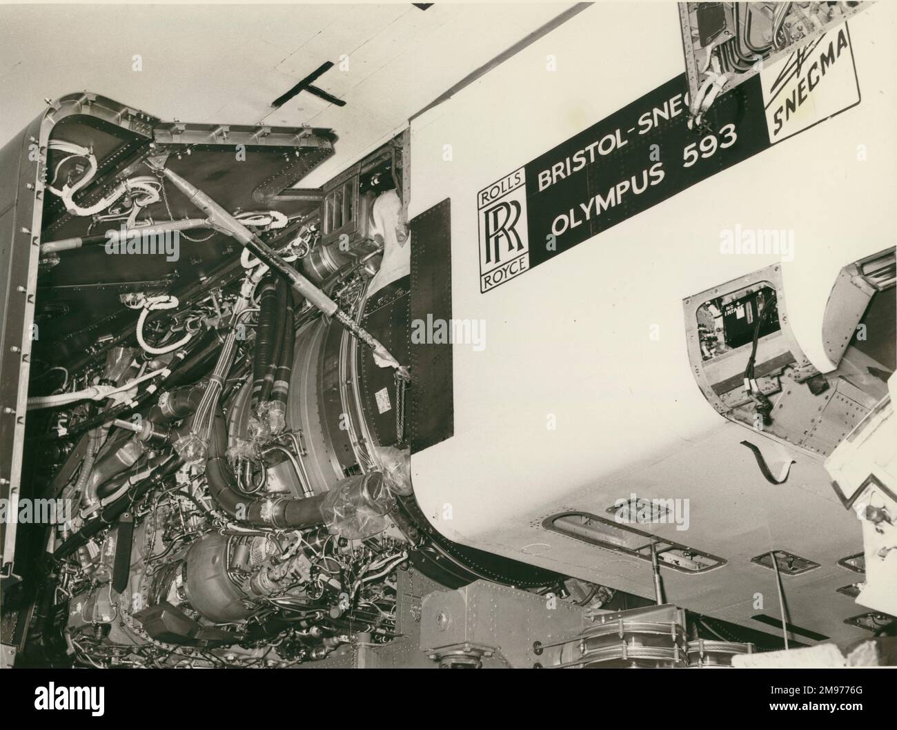 Rolls-Royce/Snecma Olympus 593-3B powerplant installation in the second ...