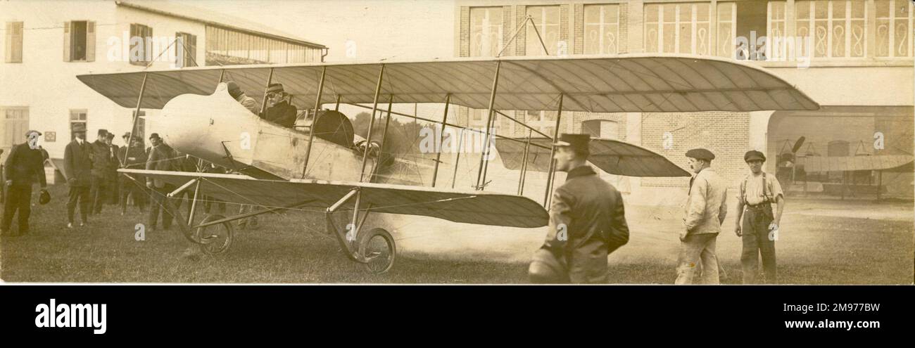 Perreyon demonstrates the Blériot XL in the summer of 1913 Stock Photo ...
