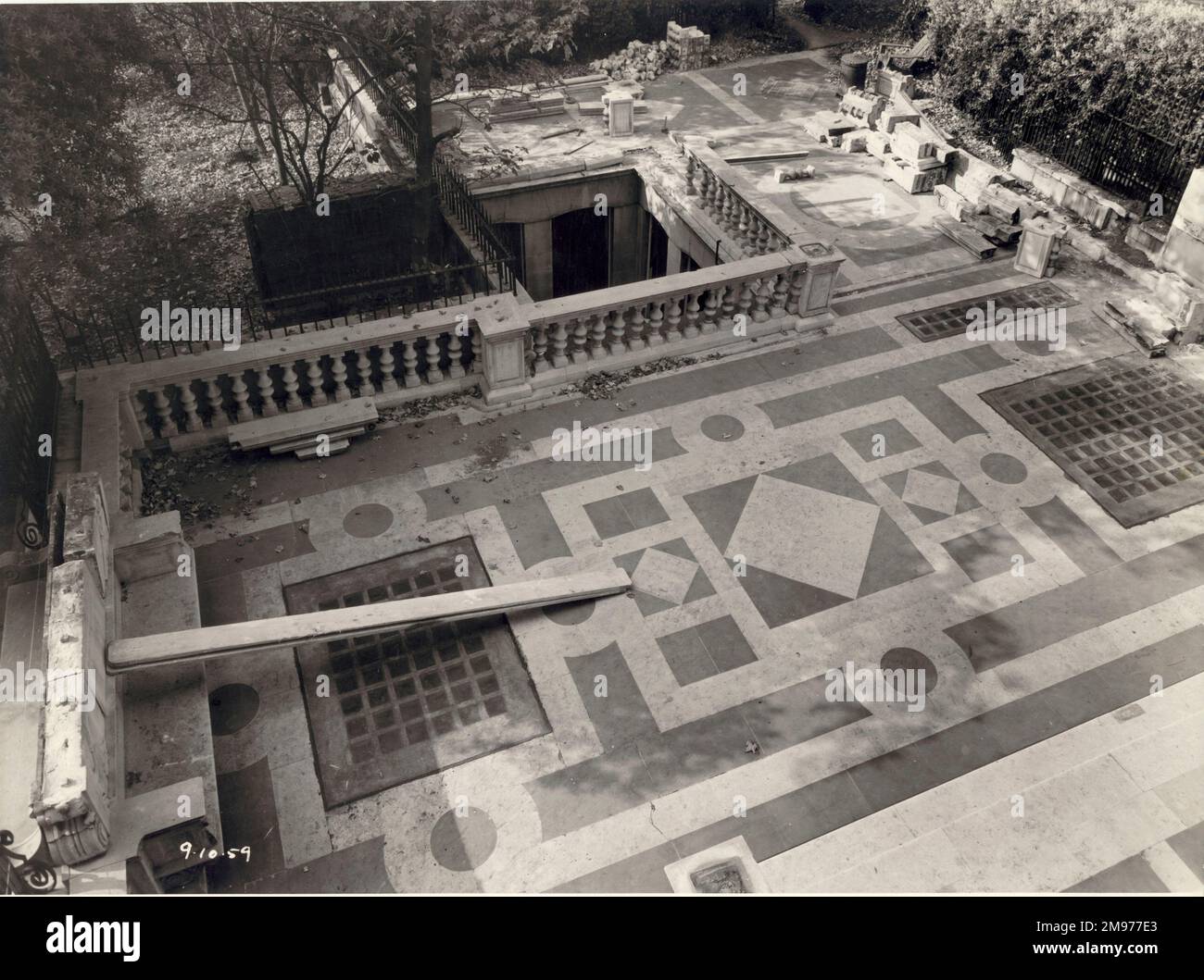 The garden of No.4 Hamilton Place shortly after demolition had started, 9 October 1959 Stock ...