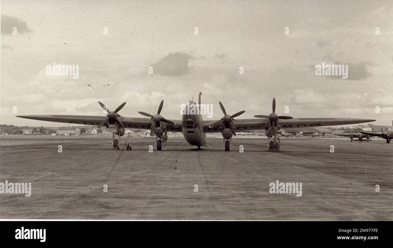 Windsor planes hi-res stock photography and images - Alamy